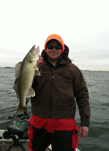 Devils Lake Fishing Guide in North Dakota for Walleyes and Pike